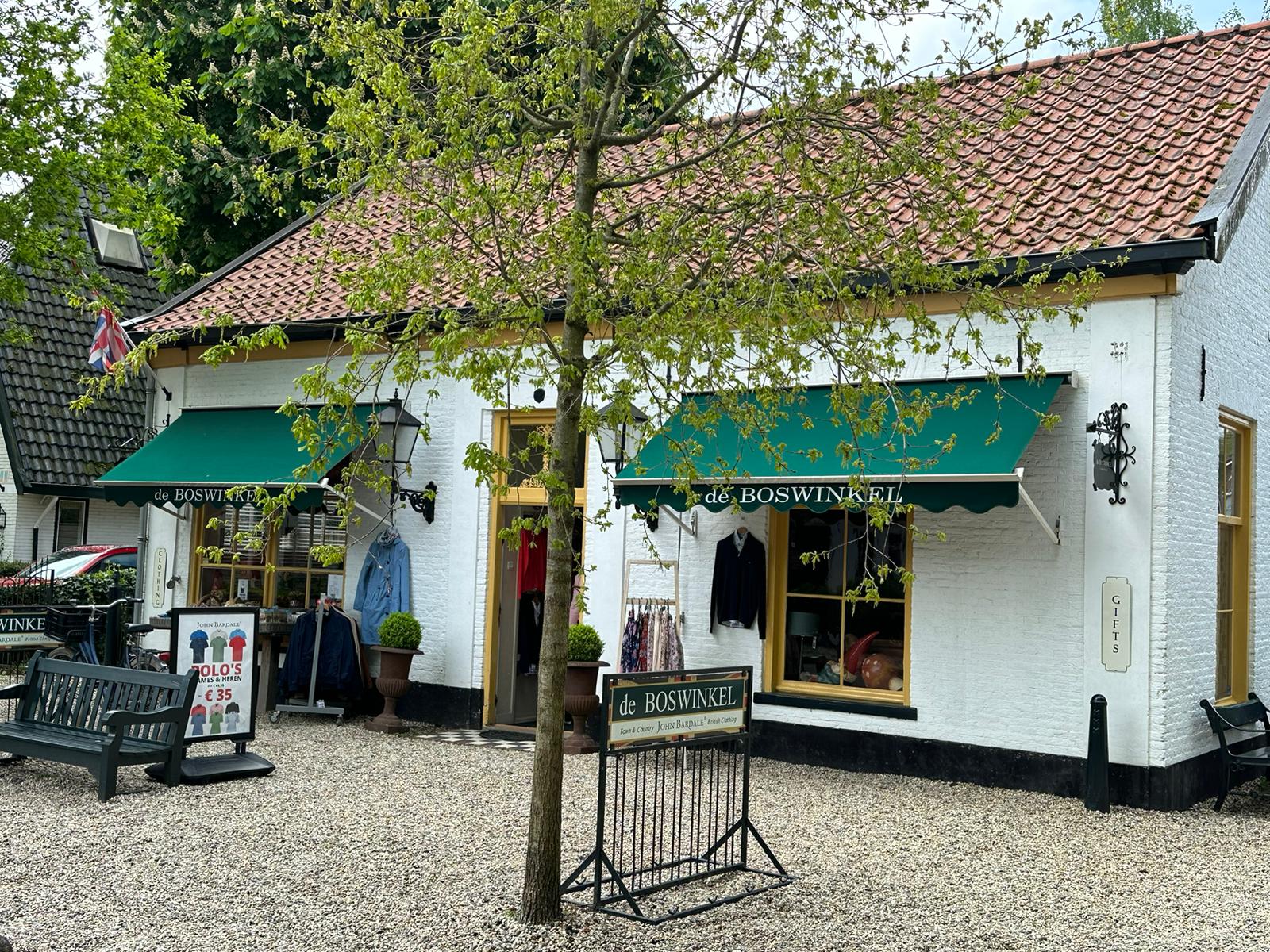 Lage Vuursche - kleding – JohnBardale